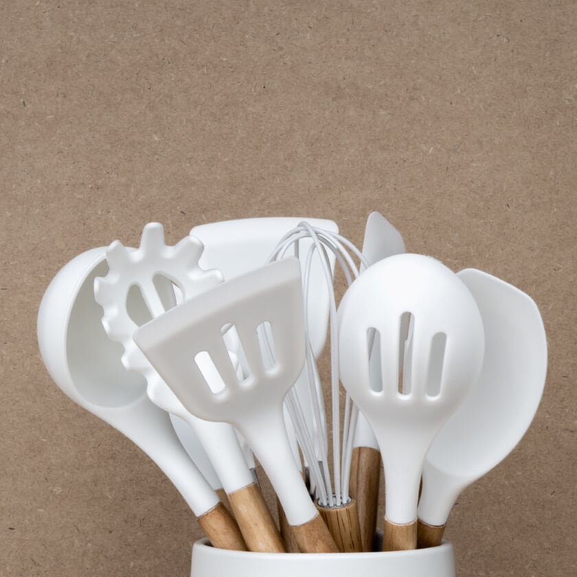 White Utensil Set | 11 Piece Kitchen Utensil Set | OUR HOME TO BE – Our ...